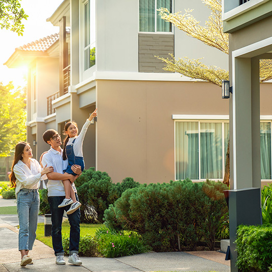 Buying Real Estate In The Summer - Michael Phillip - Colorado Real Estate